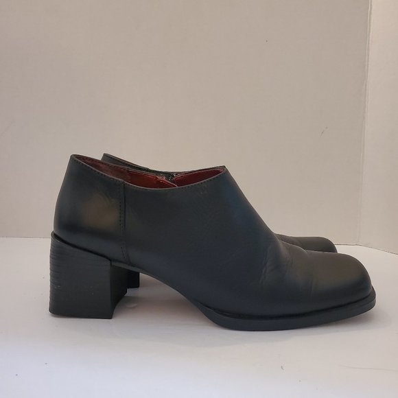 Laura Scott | Shoes | Laura Scott Ankle Boots Samuel | Poshmark